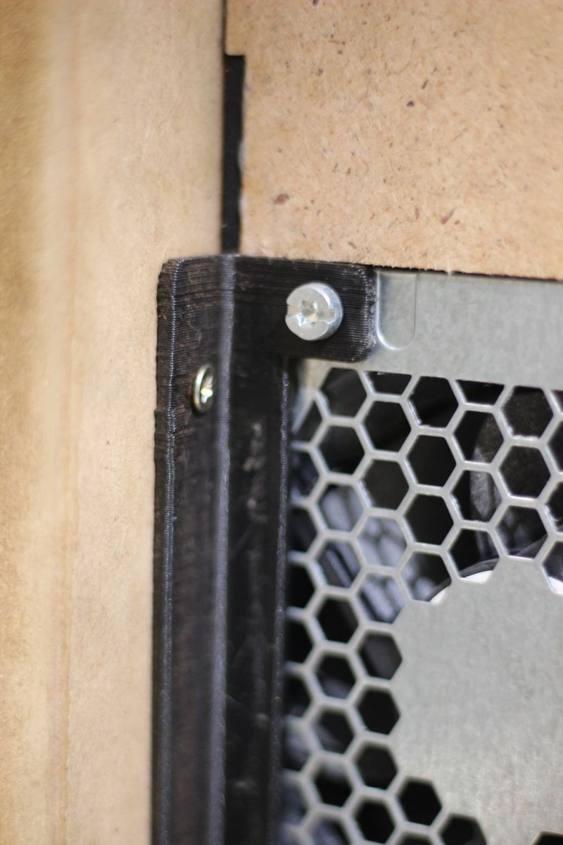 Caisson d'ordinateur — Wikifab