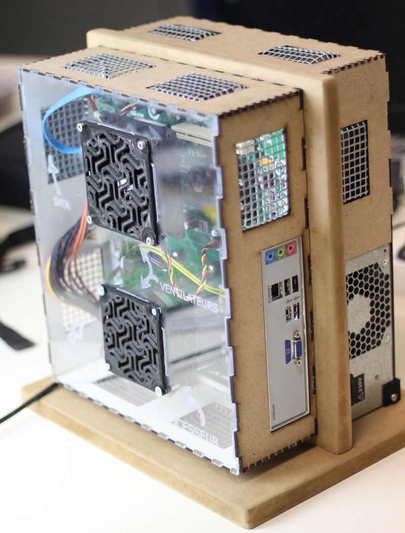 Caisson d'ordinateur — Wikifab