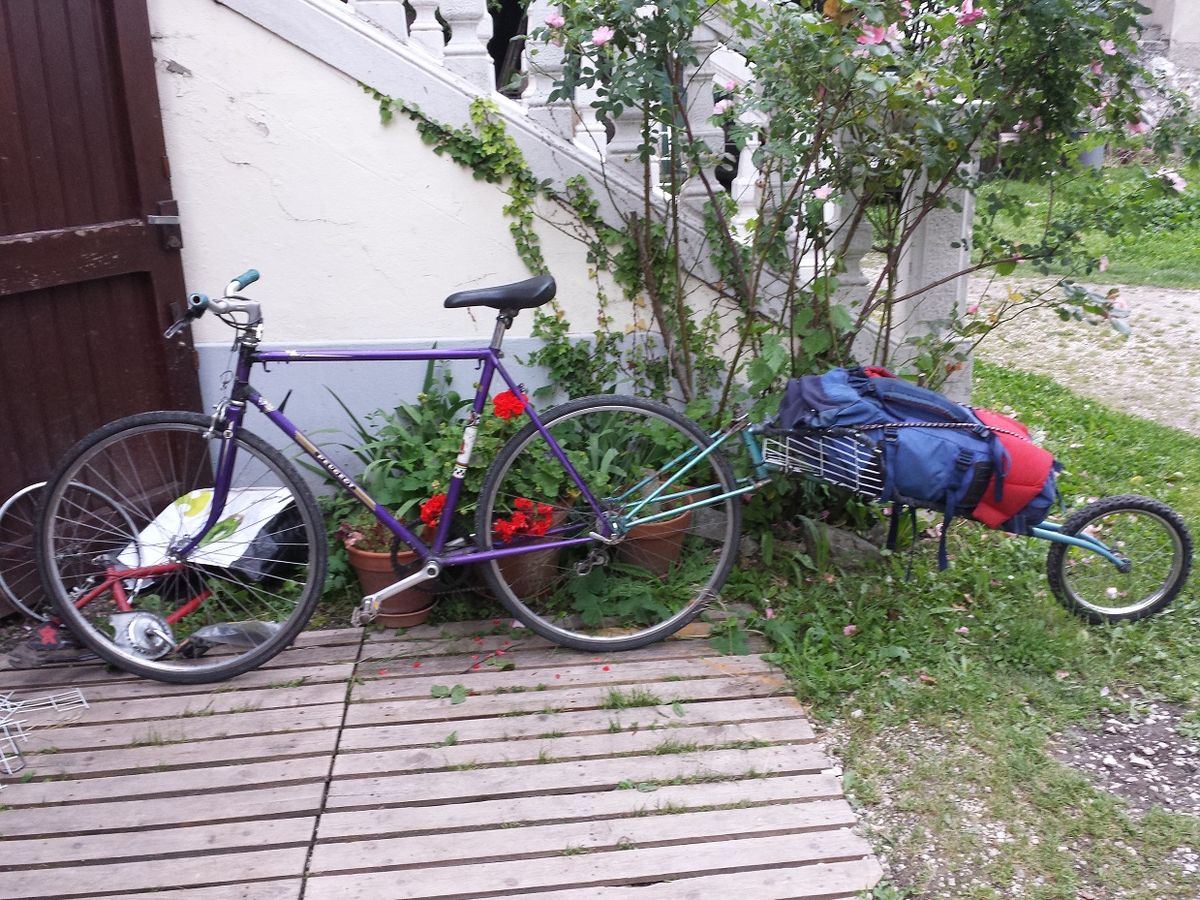 La bob yak - remorque vélo monoroue — Wikifab