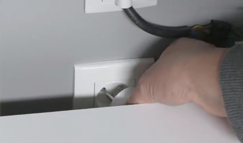 Installer un four électrique — Wikifab